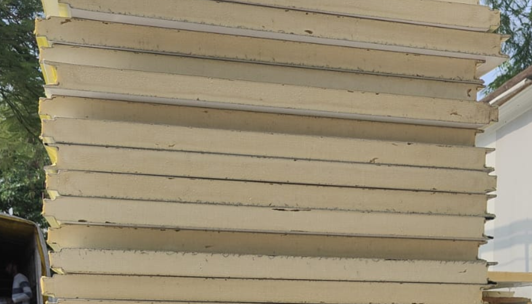 Learn to Choose Correct PUF Panel Thickness for Your Project